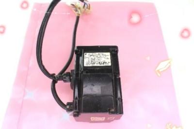 중국 야스카와 SGMPH-01A2A-YR12 AC 서보 모터 100W 3000RPM 200V 0.89A 새 제품 판매용