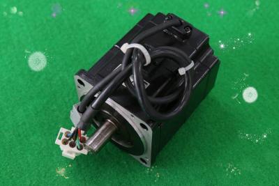 Chine Yaskawa SGMPH-02AAA2B AC SERVO MOTEUR 200W 3000RPM 200V 2A NOUVEAU à vendre
