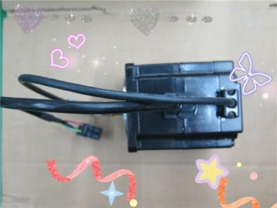 Chine Yaskawa SGMPH-02AAA4B AC SERVO MOTEUR 200W 3000RPM 200V 2A NOUVEAU à vendre