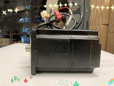 중국 야스카와 SGMPH-04A2A-YR21 AC 서보 모터 400W 3000RPM 200V 2.6A 새 제품 판매용
