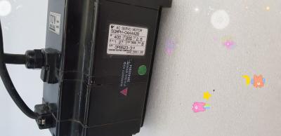 중국 야스카와 SGMPH-04AAA2B AC 서보 모터 400W 3000RPM 200V 2.6A 새 제품 판매용