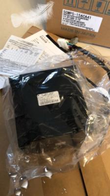 중국 야스카와 SGMPS-15ACA41 AC 서보 모터 1.5KW 3000RPM 200V 9.2A 새 제품 판매용
