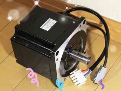 중국 야스카와 SGMPS-15ACA61 AC 서보 모터 1.5KW 3000RPM 200V 9.2A 새 제품 판매용
