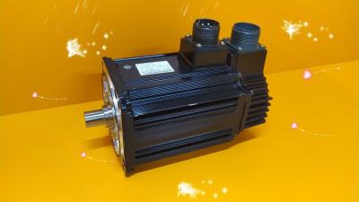 중국 야스카와 SGMSH-30A2A21 AC 서보 모터 3KW 3000RPM 200V 12.7A 새 제품 판매용