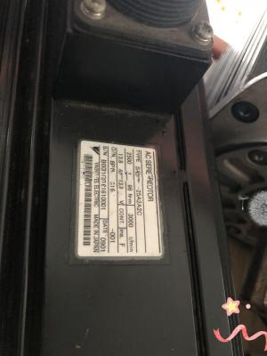 중국 야스카와 SGMSS-25A2A2C AC 서보 모터 2.5KW 3000RPM 200V 13.8A 새 제품 판매용