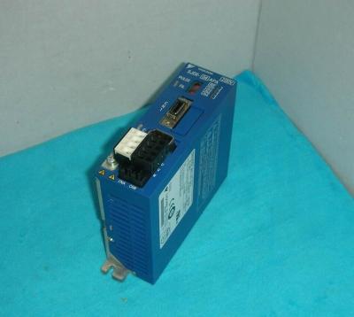 Cina Yaskawa SJDE-04APA AC SERVO AMPLIFICATORE 400W 50/60HZ 200V 4.8/2A NUOVO in vendita