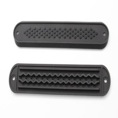 China Customized Hardness EPDM NR Silicone Adjustable Rubber Tie Down Gear Strap with S Hooks for sale