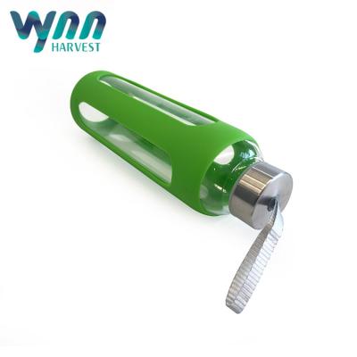 China Beverage Drinking Water Bottle With Colorful Sleeve Clip Top Lid 24 * 7cm Size for sale
