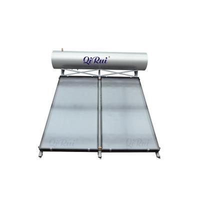 China Isolamento do tanque de poliuretano 100L 150L 200L 250L 300L aquecedor de água solar montado no telhado à venda