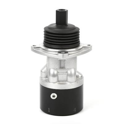 Cina Sette buchi SY135C Escavatore destro sinistro Joystick Maniglia Valvola Controller Joystick idraulico Assy Per molti escavatori in vendita