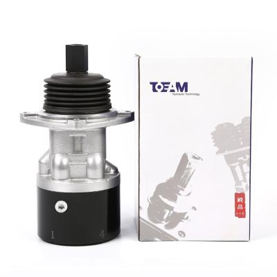 Cina Sette buchi SY135C Escavatore destro sinistro Joystick Maniglia Valvola Controller Joystick idraulico Assy Per molti escavatori in vendita