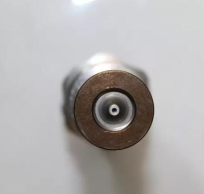 Cina TEM 4469304 Valvola di sollevamento idraulica per escavatore per Hitachi ZX450 ZX460 ZX480 Distribuzione 4469304 in vendita