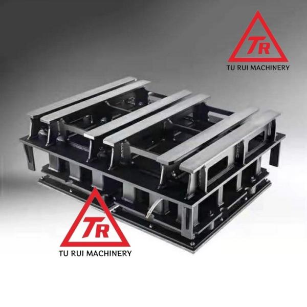 Quality Customization Concrete Block Moulds Rustproof Interlocking Block Mold 2 Cavities for sale