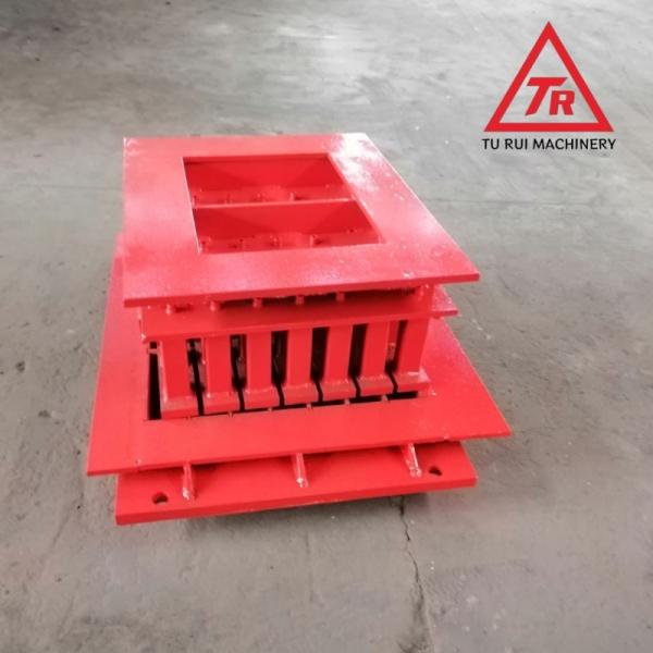 Quality Smooth Surface Interlock Paving Moulds For Residential And Commercial Constructi for sale