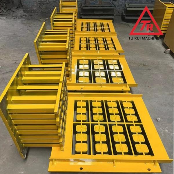 Quality Customize Interlocking Block Moulds Interlock Paving Moulds Of Walkways And for sale