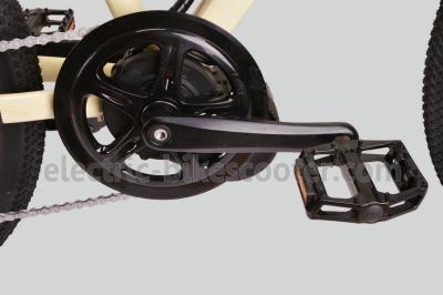 Cina Bicicletta elettrica 32km/H, metà di motore della montagna di 7 velocità dell'ingranaggio del mountain bike elettrico a 26 pollici in vendita