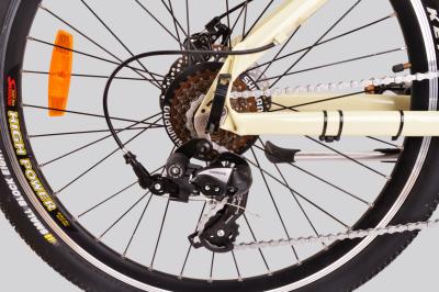 Cina Bicicletta elettrica 32km/H, metà di motore della montagna di 7 velocità dell'ingranaggio del mountain bike elettrico a 26 pollici in vendita
