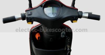 Cina Il pedale elettrico della vespa ha assistito le ruote a 18 pollici 48V 250W del motorino in vendita