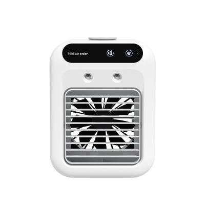 China Net Weight 700g Portable Table Air Cooling Fan with Humidifier and USB 5V Power Supply for sale