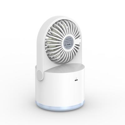 China 3 Speeds Adjustment USB Charging Quiet Desktop Small Fan with Spray Mini Humidifier for sale