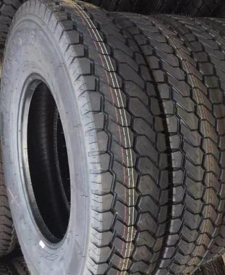 Cina il bus del camion del veicolo industriale 700R16 gomma la metropolitana radiale di LT Truck Tires With in vendita