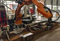 China Ai Powered Self Learning Adaptive Control Industrial Teaching Free Welding Robots for sale