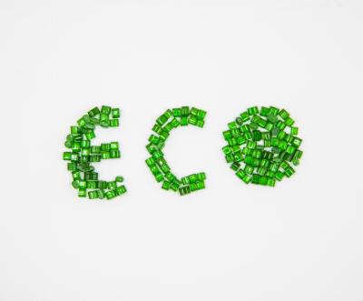 China RPET-chip voor flestoepassing Wit Groen Blauw Kleur IV0.80 Te koop