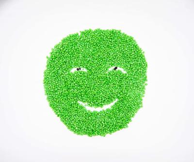 China IV0.65 Recycling-PET-Chips mit hoher Dichte für die Injektion mit einem Aschegehalt von 0,023% zu verkaufen