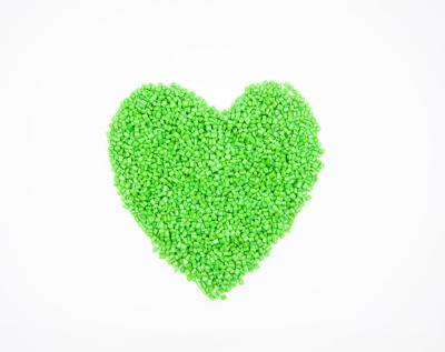 中国 IV 0.78 無臭密度 1.3-1.4g/Cm3 プラスチック100%リサイクル素材 プラスチックRPET樹脂 販売のため