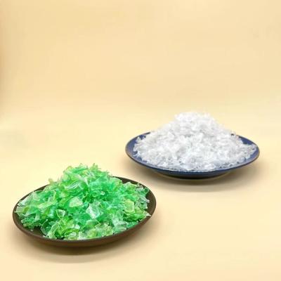 Cina Fogli di PET riciclati Fiocchi lavati a caldo Fogli di acqua frantumati in vendita