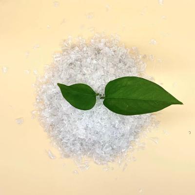 Cina Fogli di PET riciclati Fiocchi lavati a caldo Fogli di acqua frantumati in vendita