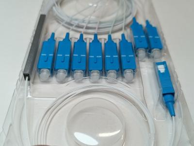 Cina Separatore dello SpA del connettore MP G657A1 1x8 dello Sc UPC del separatore dello SpA di Mini Fiber Optic in vendita