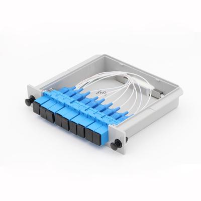 Cina La cassetta a fibra ottica a forma di scatola dell'ABS del separatore dello SpA dello Sc L'APC UPC del separatore di FTTH 1x8 LGX tappa nel tipo il singolo modo del separatore in vendita