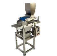 China Automatic Coconut Granule Spreader Machine 220V 1.0kw Stainless Steel for Chocolate Decorating for sale