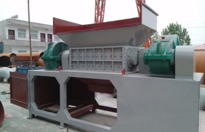 China Double Roller Shredder Wood Crusher Machine With Big Feeder Opening for sale
