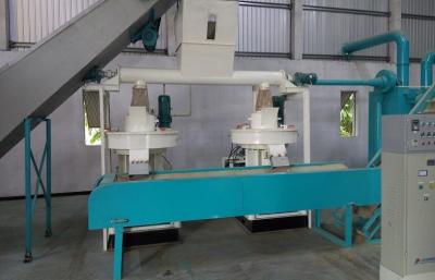 China Animal Dung / Horse Manure / Cow Dung Wood Pellet Maker Machine 5T/H Capacity for sale