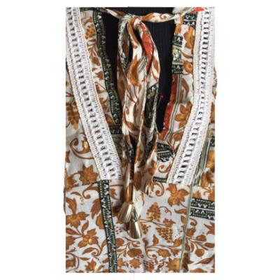 China Kant op Blouse van de de Kettingsdruk van de Hals de Garen Geverfte 98% Viscose Te koop