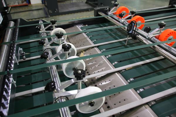 Quality Single Rotary Knife Paper Sheeting Machine 6000mm Foil Paper Cutting Machine for sale