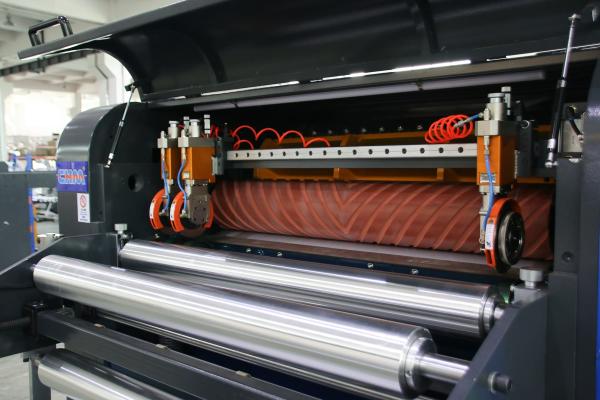 Quality Anti Curvature Paper Sheeting Machine Automatic Braking Paper Reel To Sheet for sale
