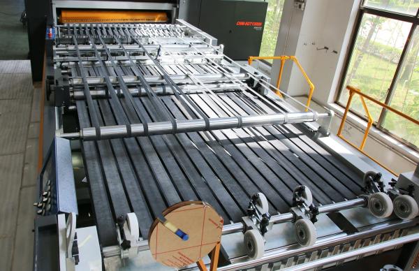 Quality 50Hz Paper Roll Cutting Machine 150gsm - 1000gsm Chm Sheeter for sale