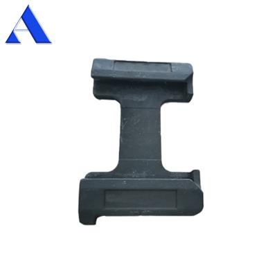 China ISO Standard Container Lashing Equipment Dovetail Twist Lock Foundation Standard Size and 7.5/10.50/15.5kgs Capacity for sale
