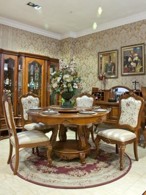 China 7pcs duurzaam Frans Rond Eettafel en Stoelen Stevig Houten Uitstekend Diner Meubilair Te koop