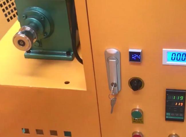 Plastic Net Making Machine Fully Automatic EPE Foam LDPE Customized 17-22KG/H AC Motor Single-screw 50kw