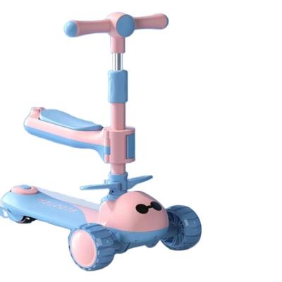 Cina 3 ruote su una scooter a ruote pieghevoli grande auto per bambini giallo rosa blu neutrale di genere in vendita