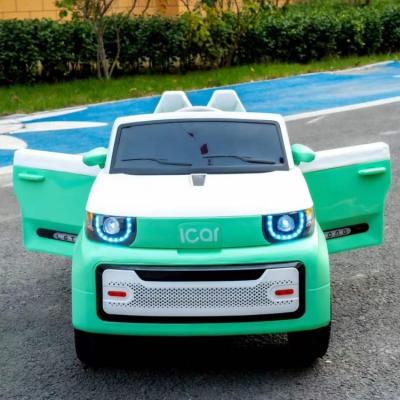 Cina Batteria a quattro ruote di plastica per bambini giocattolo elettrico con telecomando 12V*390*2 motore in vendita