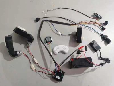 Cina Potenza e velocità Auto giocattolo elettrica per bambini Set completo di parti per fai da te Batteria inclusa in vendita