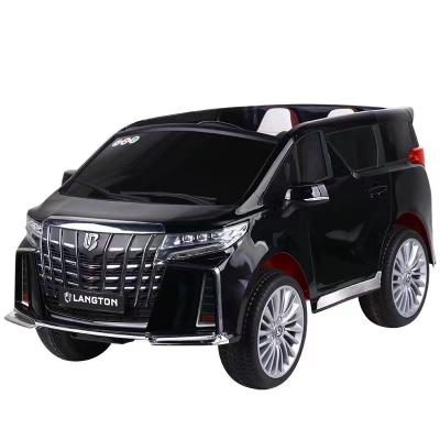 Cina Ragazzi da 3 a 8 anni guidano su giocattoli con batteria a controllo remoto Auto elettrica per bambini in competizione in vendita