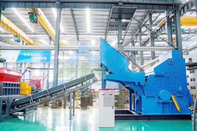 China Machines voor het breken van metaal met een hoge capaciteit met een motorrotor voor auto's, boards enz. Te koop