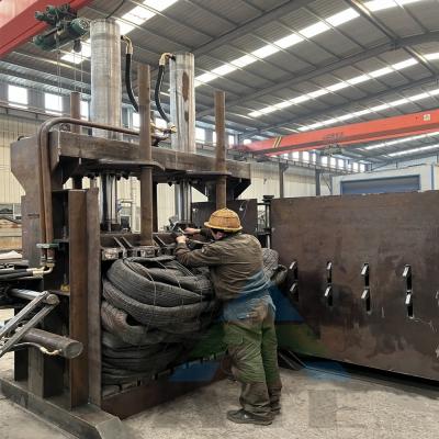 China Verticale verpakkingspers met hydraulische aandrijving voor afvalpapier voor flessen en kartonnen dozen Te koop