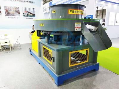 China 100% Houtpellet Biomassa Huishoudelijk afval rdf Plastic RDF Afval afgeleide brandstof Cube Briquette Press Machine Te koop